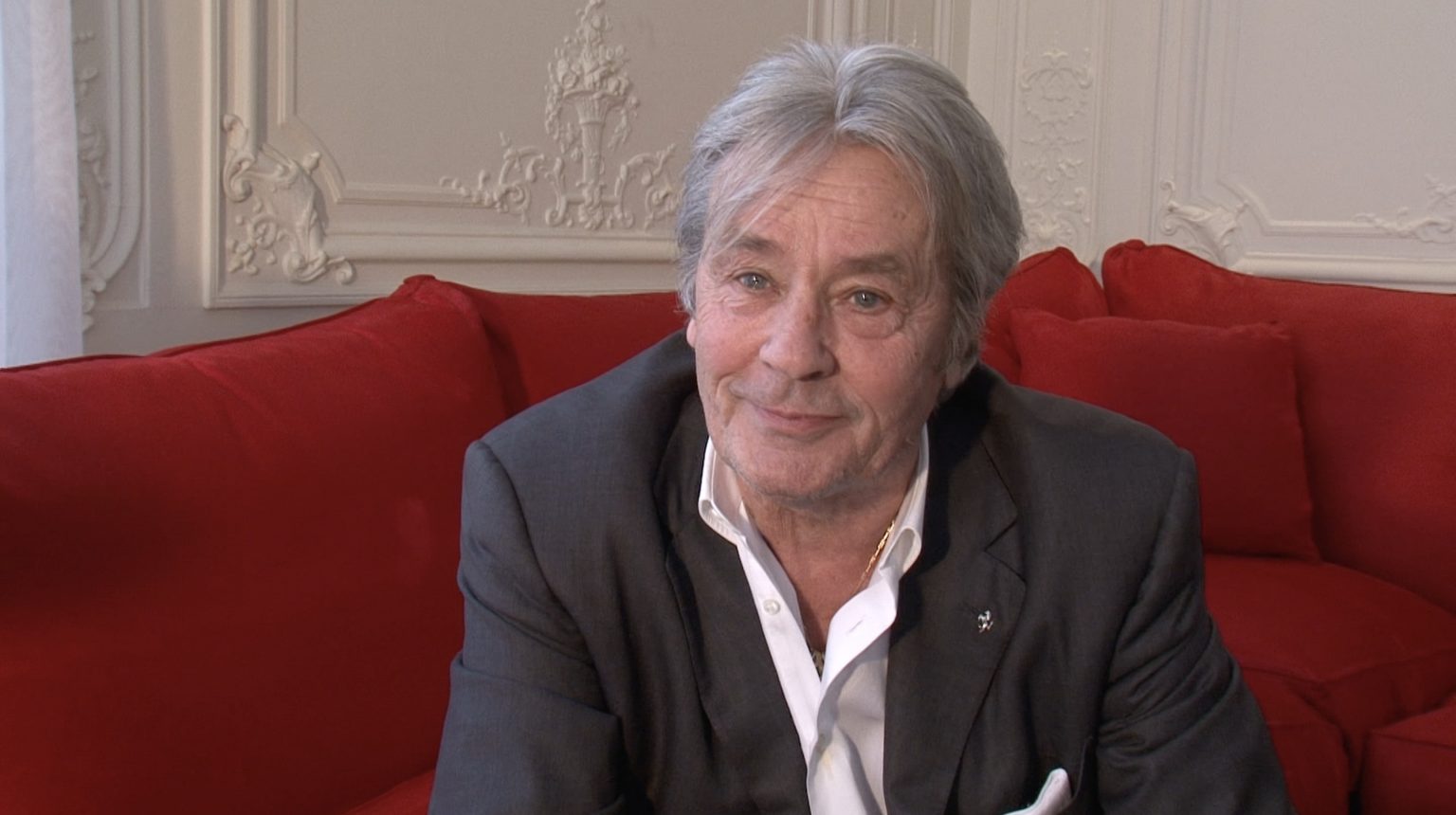 Carole Mathieu et Thierry Humbert, Alain Delon : «Le Jour et la nuit tient dans mon cœur et dans ...